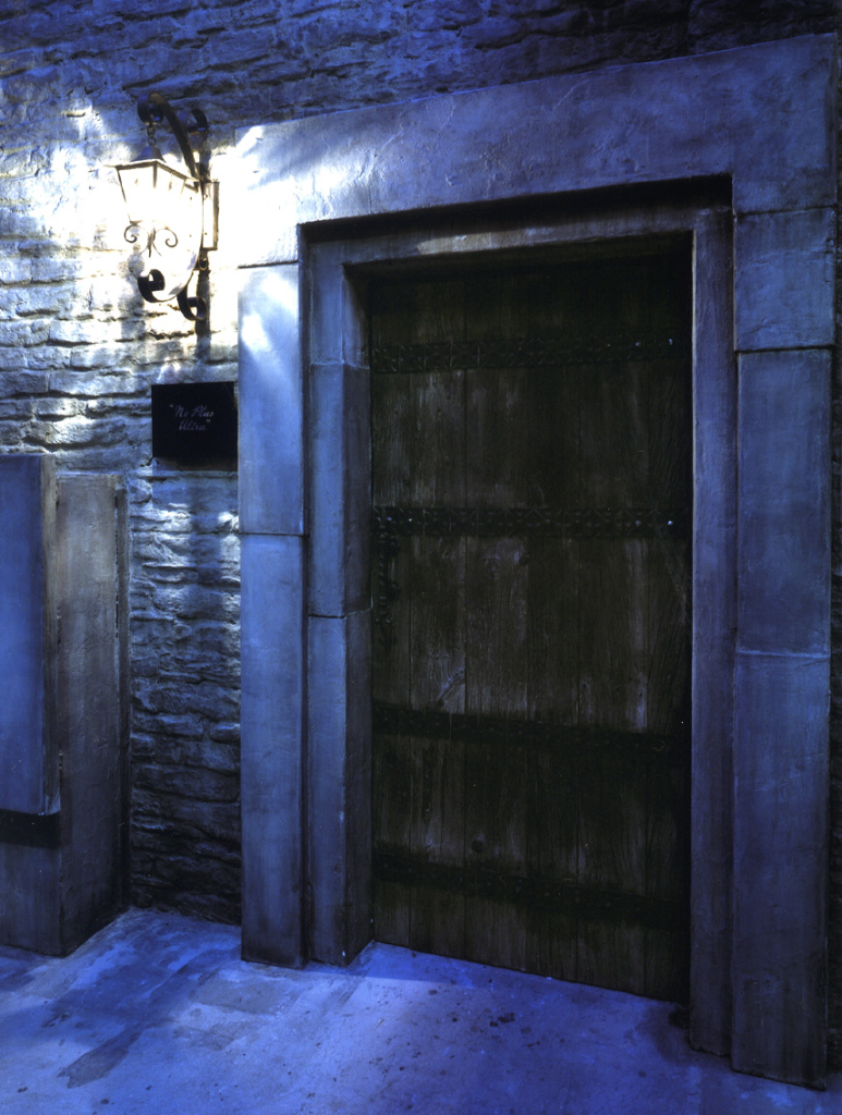 株式会社Roji デザイナー | 杉本 亮